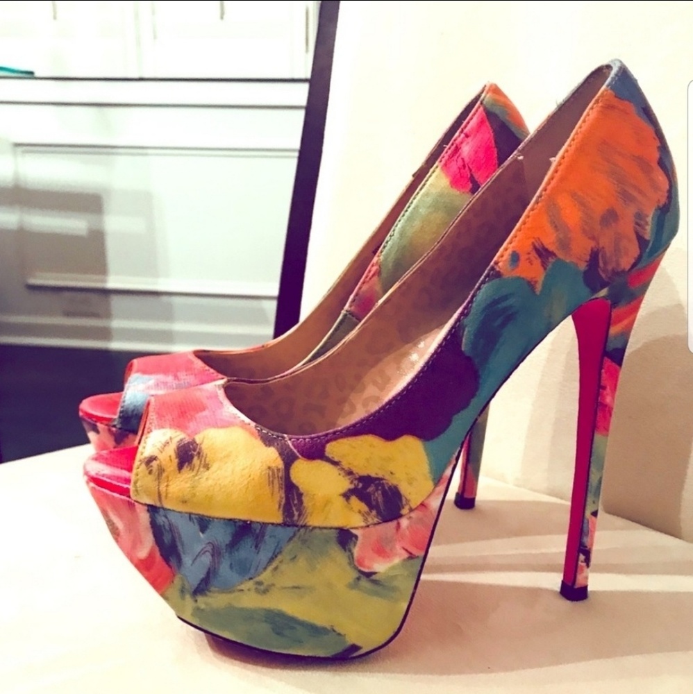 Betsey Johnson Bridgitt Multicolor Platforms Heels - Gem